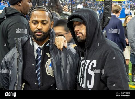 Detroit Mi January 14 Eminem And Big Sean Pause For A Photo Before
