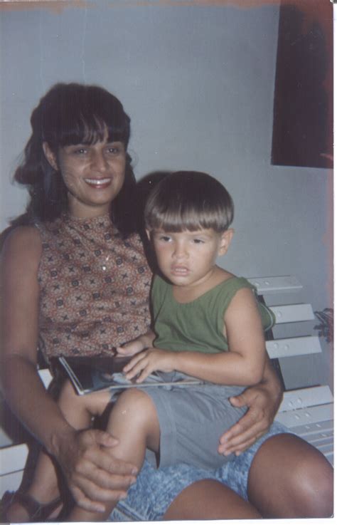 Amor De MÃe Por Seu Filho BiolÓgico Ou Adotivo Miscelânea