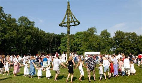 Midsommar Fest In Red Lodge Celebrates The Longest Day Of The Year