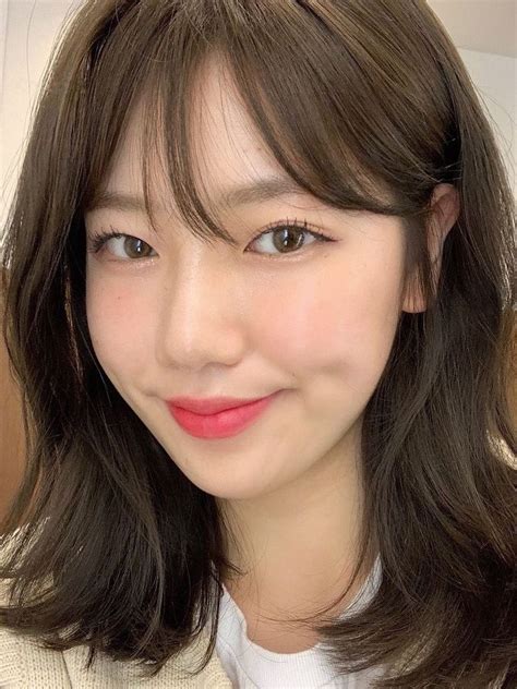 Korean Wispy Bangs For Curly Lob Bangs With Medium Hair Haircuts For