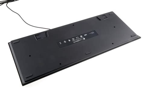 920 005216 Logitech Logitech Wired Usb Keyboard Nordic Black 795