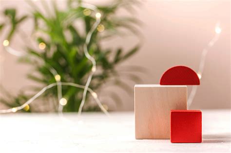 빈 나무 연단 제품의 프리젠 테이션을위한 추상적 기하학적 형태 개념에 대한 스톡 사진 및 기타 이미지 개념 개체 그룹 공란 Istock