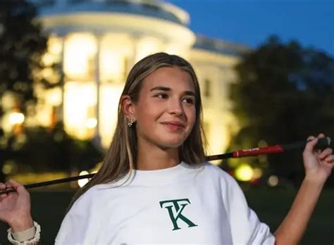 Правителството вдига екотаксите за регистрация на автомобили и електрически коли Важно днес