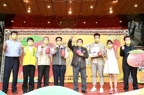 2022台南國際芒果節台北開賣 黃偉哲郭泓志同台行銷