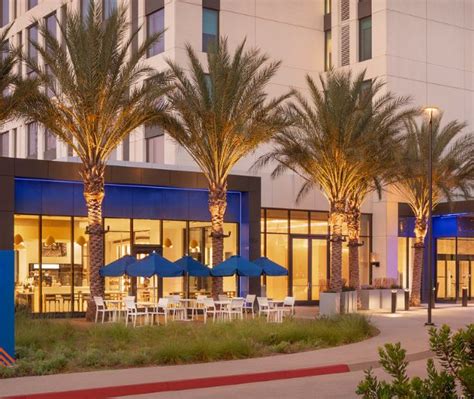 Hotel In Anaheim Near Disney The Viv Hotel Anaheim Tribute Hotel