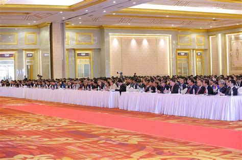 ឧបនាយករដ្ឋមន្ដ្រី ហ៊ុន ម៉ានី បង្ហាញមោទនភាពចំពោះការបោះជំហានឆ្ពោះទៅមុខ នៃវិស័យមុខងារសាធារណៈ