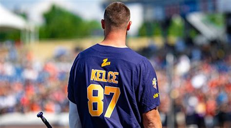 Travis Kelce Was Reduced To Tears After Taylor Swift Made This