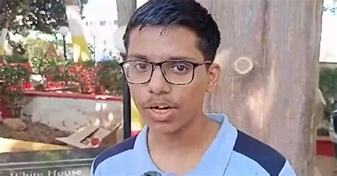 بُرہان پور کے ماجد حسین کی محنت رنگ لائی، جے ای ای مین میں 9999