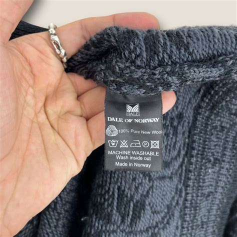 데일오브노르웨이 노르딕패턴 니트집업 후루츠패밀리