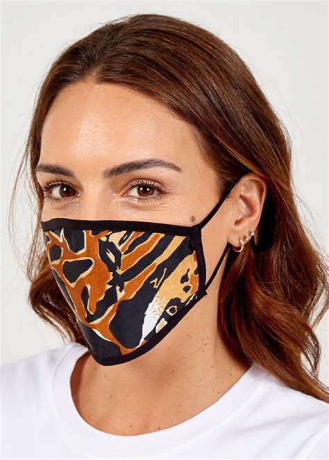 Get Abstract Striped Reversible Mask Set Of 3 At ₹ 500 Lbb Shop