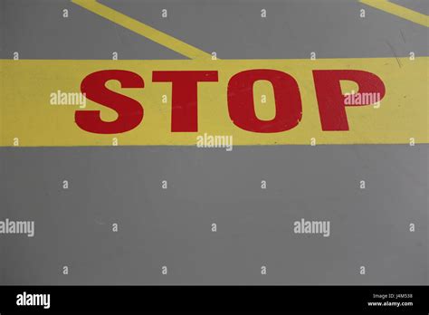 Emergency Exit Sign Construction Sign Hi Res Stock Photography And Images Alamy