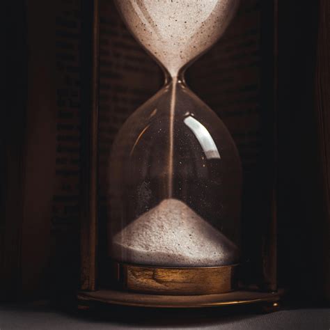 경사 고요함 곡물 구식 균형 나무 마감 나무 프레임 두번째 손 러스틱 모래 그레인너 모래 유리 모래 타이머 모래시계 모래시계 타이머 모래알 빈티지