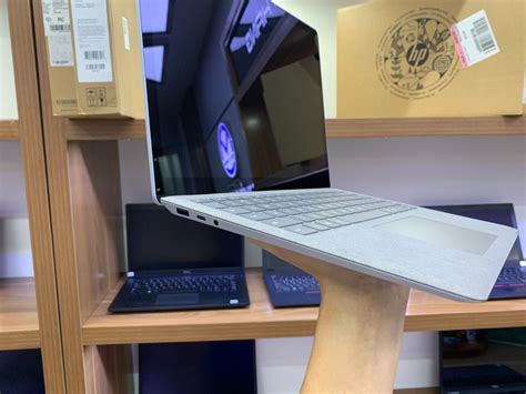 Microsoft Surface Laptop Ryzen U T T Th Nh Laptop