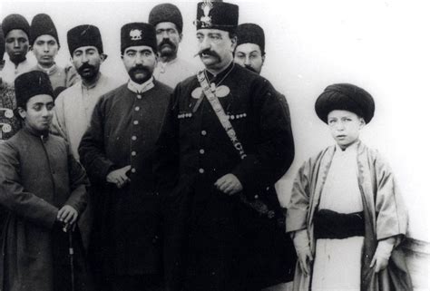 تصاویر سفر به عصر قاجار؛ بچه‌های دربار، از چُرتی حسین خان تا پسرِ