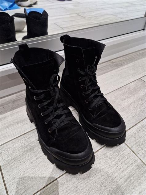 Зимові чоботи — ціна 1200 грн у каталозі Чоботи Купити жіночі речі за доступною ціною на Шафі