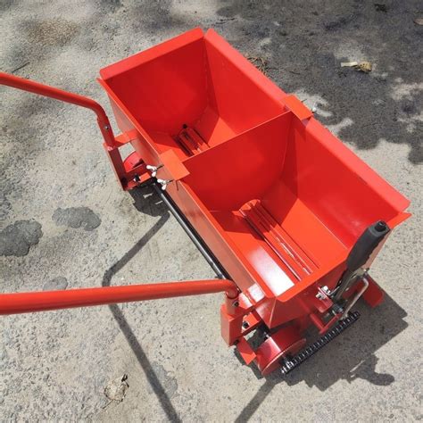 epdm塑膠顆粒攤鋪機 塑膠跑道施工拉平鋪料車 小型顆粒攤鋪一體機 蝦皮購物