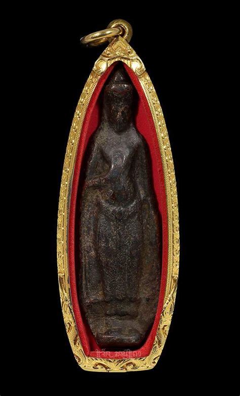 พระกรุเมืองลพบุรี พระร่วงยืนกรุวิหารกรอลพบุรีเนื้อตะกั่วสนิมแดง ตลับทองหนักประมาณ2บาท