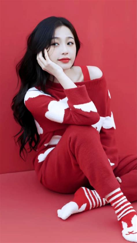 Ghim Tr N Sao N Trung Qu C D Th Ng