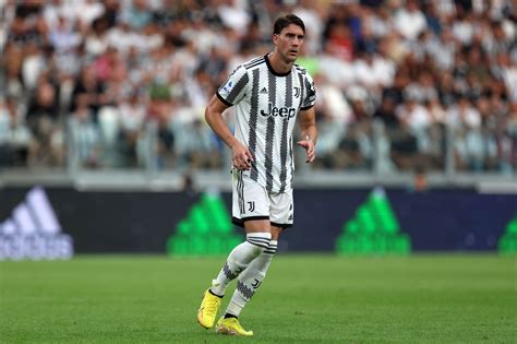 Juventus Continua La Corte Dellarsenal Per Vlahovic Ecco Quanto