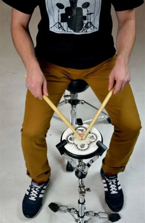 Snare Drum Techniques As The Basis For Playing The Drum Kit Digital