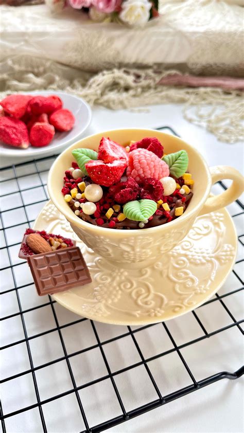 ШОКОЛАД•ПОДАРКИ•КЛУБНИКА•8 МАРТА•ПАСХА•ОБУЧЕНИЕ•МИНСК Не просто клубника а вкус настоящего