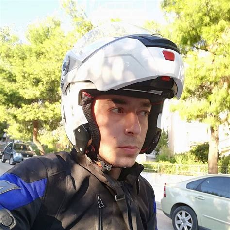 ΚΟΛΩΝΟΣ ΠΡΟΣΩΠΑ ΥΠΕΡΑΝΩ ΥΠΟΨΙΑΣ ΟΙ ΠΑΙΔΟΒΙΑΣΤΕΣ ΠΟΥ ΑΝΑΓΝΩΡΙΣΕ Η 12ΧΡΟΝΗ Ο ΠΡΟΠΟΝΗΤΗΣ