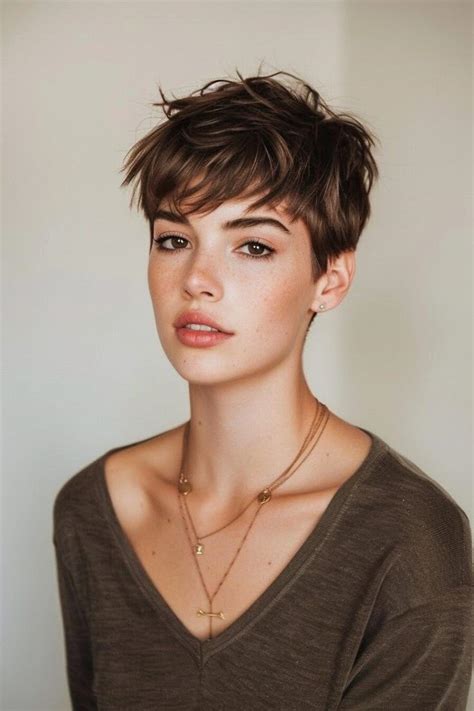 Unleash Bold Style 50 Pixie Cuts For Thick Hair To Try In 2023 Acconciature Per Capelli Corti
