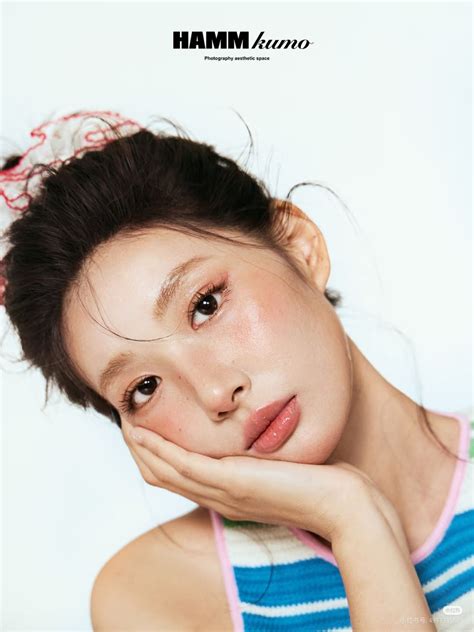 Пин от пользователя Mint на доске การโพสท่าถ่ายภาพ в 2025 г Модели Дизайн Веб дизайн