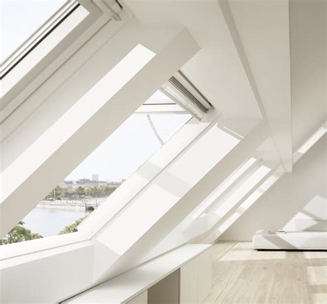 Velux Gpu Mk06 007021u Top Hung Integra® Electric Window 78 X 118 Cm Roofing Outlet