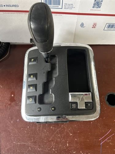 Jeep Grand Cherokee Shifter Gear Floor Shift Selector Oem 2005 2007