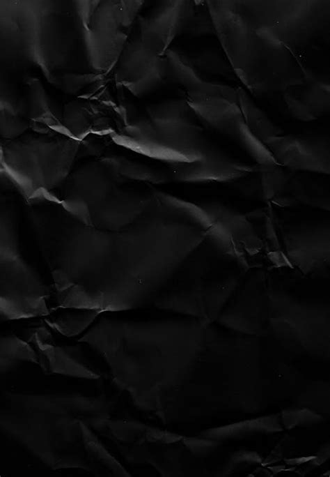 검은색 배경 관념적인 구겨진 모바일 바탕화면 배경 수직 쐈어 위에 까는 것 종이 질감에 관한 무료 스톡 사진
