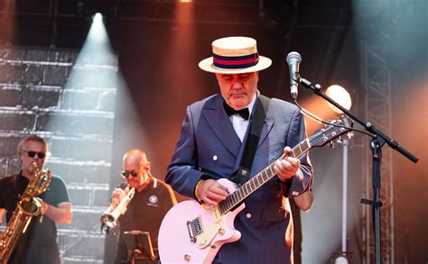 Chris Foreman Cancer Diagnosis Madness Guitarist Reveals Battle World Today Journal