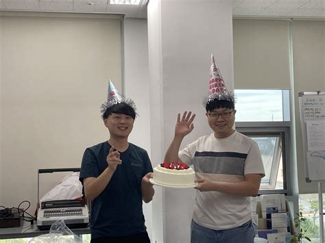 Gallery Gallery 20230925 9월 생일자 축하파티