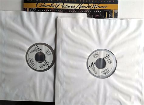 Gandhi 1982 Laser Disc X 2 1994 Deluxe Widescreen Presentation