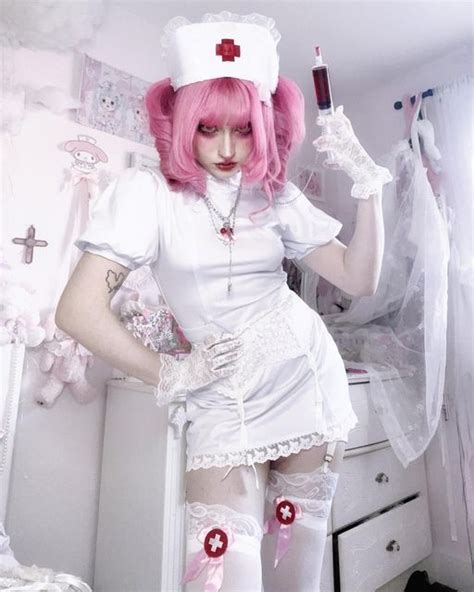 𝒜𝓃𝒹𝒶♡ On Instagram Just A Vampire Pretending To Be A Nurse Happy