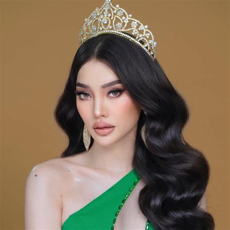 ត្រូវការជាងកាមេរ៉ាមែនពីរបីនាក់ទៀតមួយខែ 1000 ដុល្លារ។ ត្រូវការជាងកាមេរ៉ាមែនពីរបីនាក់ទៀតមួយខែ