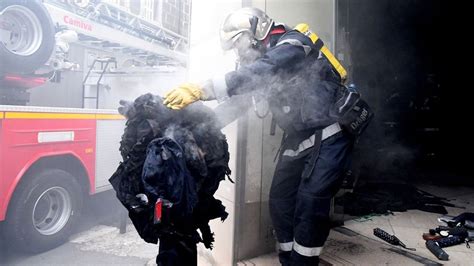 Carcassonne Un Client Met Le Feu à Des Vêtements Le Monoprix évacué