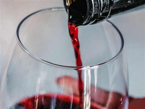 Apprenez à Maîtriser Le Vin Grâce à Ces Cursus Passionnants Public