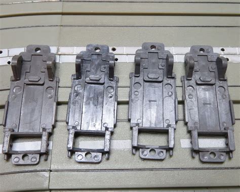 Faller Ams 4 X Unterbodenschiebechassis Slotcar Online Shop Owl