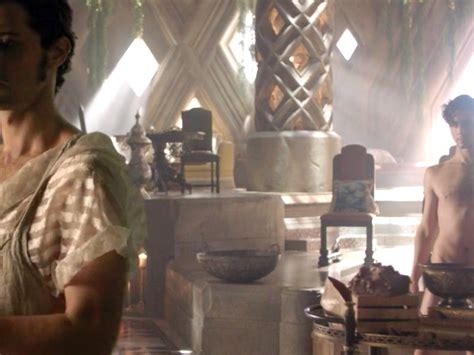 5 Lingering Questions The Magicians Needs To Answer In Season 2 Inverse