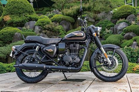 가장 오랜 역사를 이어가다 로얄엔필드 뷸렛 350 런칭 모터바이크