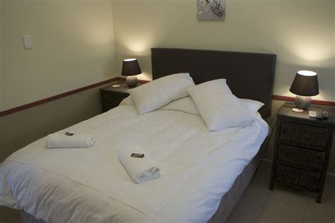 Lazy Daisy Lodge Luxurious Accommodation At Reasonable Rates