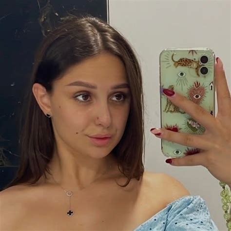 Daria B03 On Threads