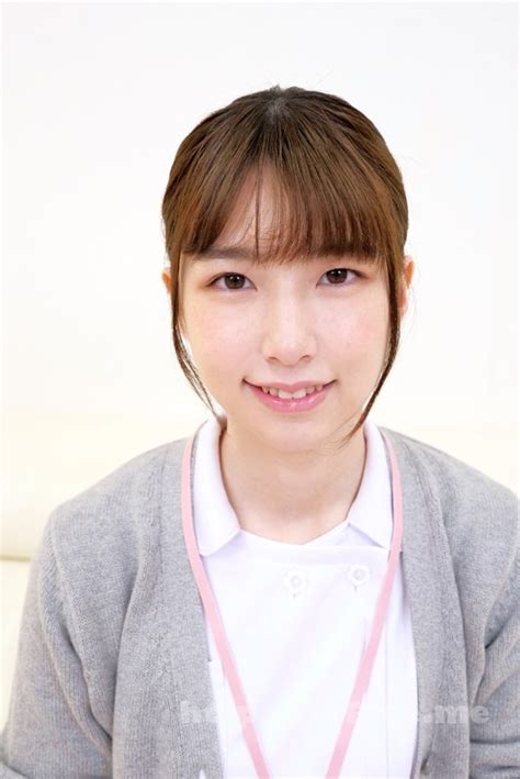 [109ienfh 23001] 完全顔出し現役ナースをガチナンパ！白衣の天使がedに悩む男を改善！ ギン勃ちしたら喜んで中出しセックスまでさせてくれました！ まいさん High