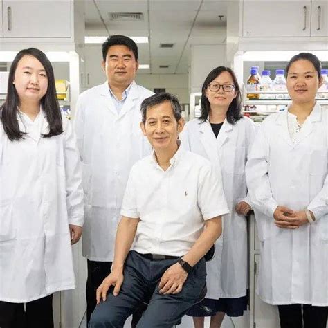 跨越式突破！中国科学家首次实现—— 合成