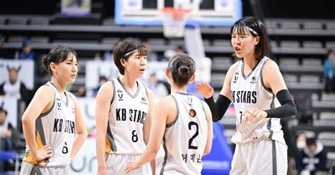 Kb스타즈 女농구 후반기 최고 매치서 우리은행 꺾었다 박지수 허예은 듀오 놀라운 위력→파죽의 5연승선두 질주