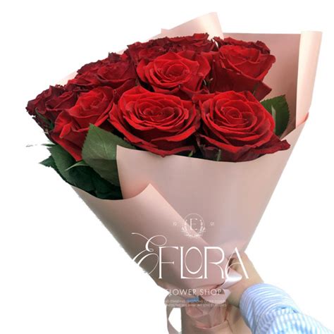 Букет красных эквадорских роз