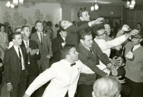 The Garter Toss Vintage Photographs Of A Wedding Tradition Flashbak