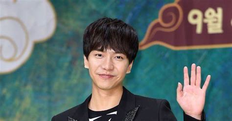 [스타톡톡] ‘제대 기다리는 ★ 1위 이승기 오늘 전역 황제의 귀환