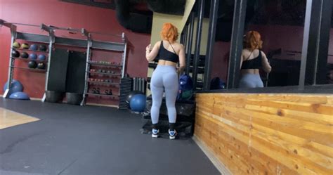 She Was Feeling Herself 😍 Video Spandex Leggings And Yoga Pants Forum